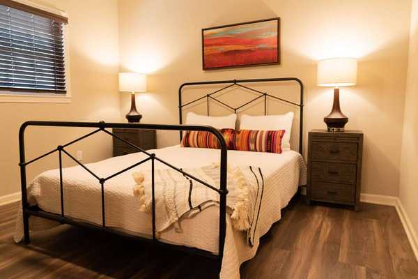 Book Your Stay - Loading...