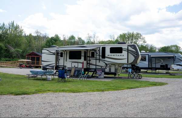 Book Your Stay - Loading...