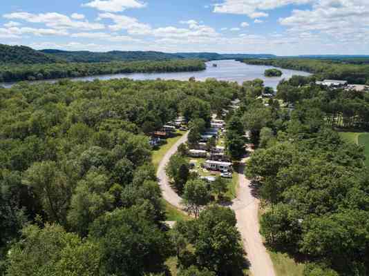 The Best Campgrounds Near Madison, WI - Explore Madison Camping - Campspot