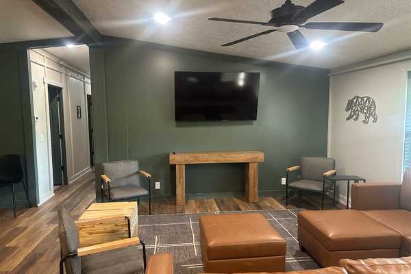 Book Your Stay - Loading...