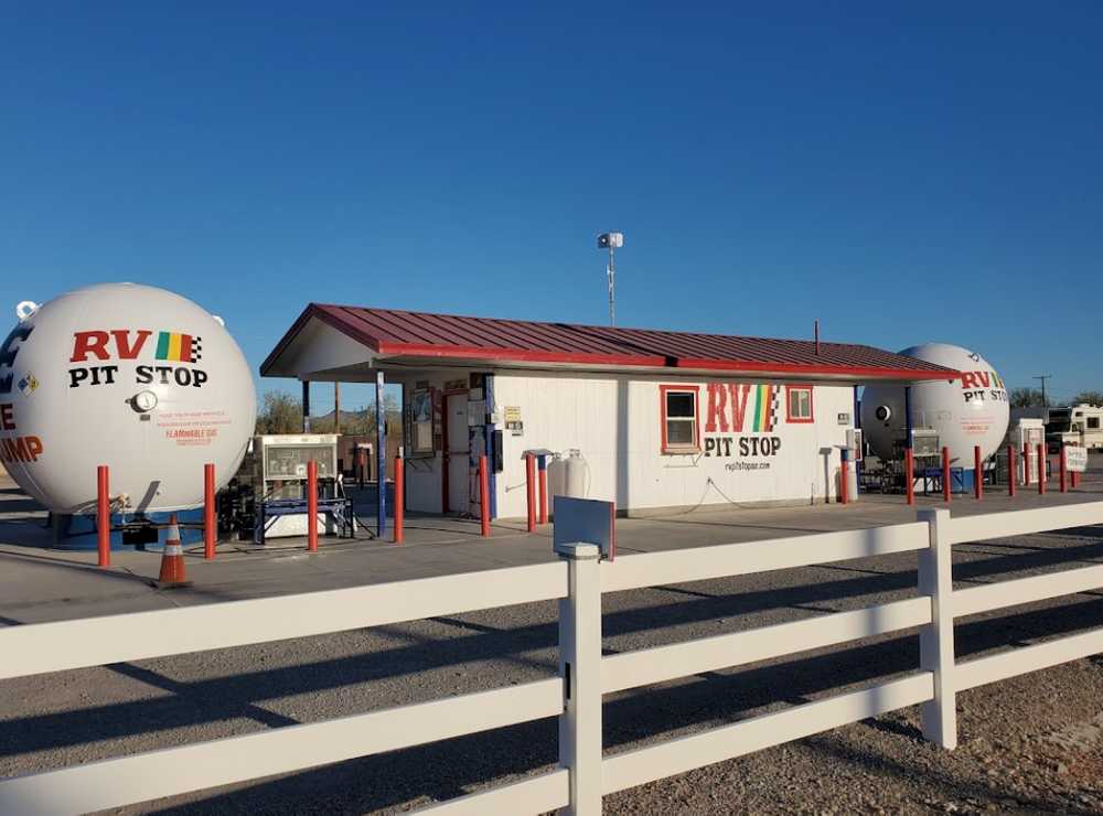 RV Pit Stop - Quartzsite, Arizona - Campspot