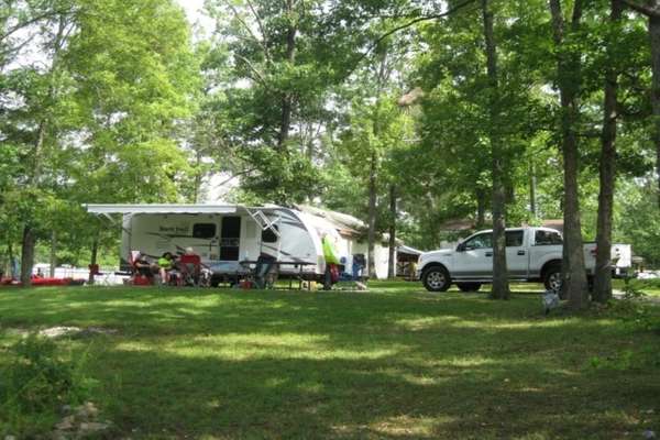 Camping in Missouri: 10 Best RV Parks in Missouri in 2024 - Campspot