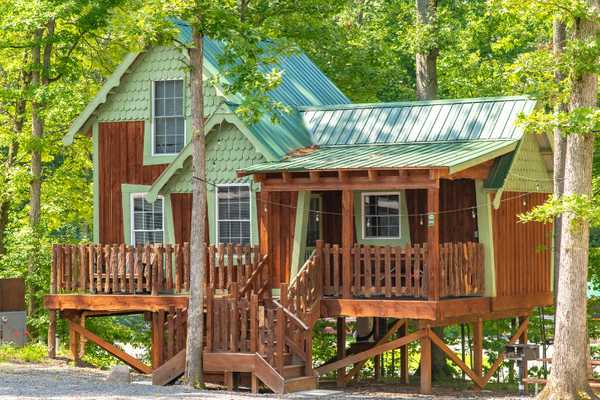 Book Your Stay - Loading...