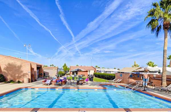 Apache Wells, Mesa, Arizona | Cal-Am Resorts