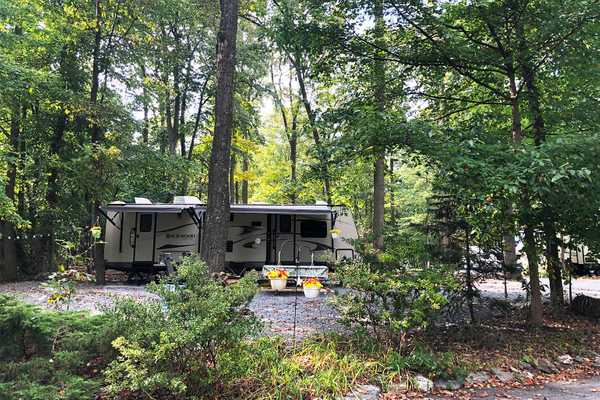 Book Your Stay - Loading...