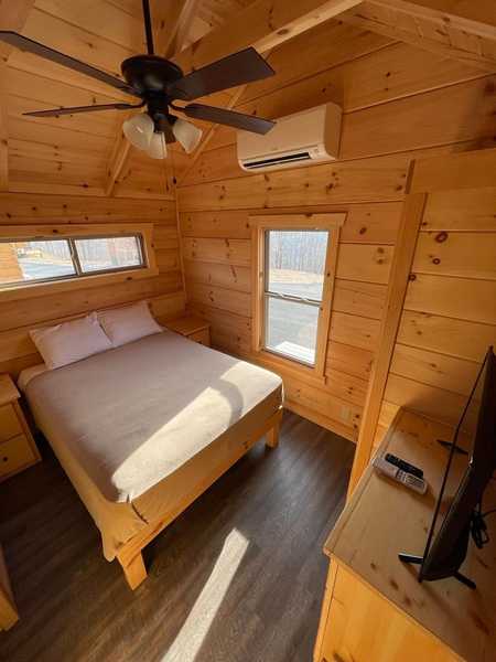 Book Your Stay - Loading...