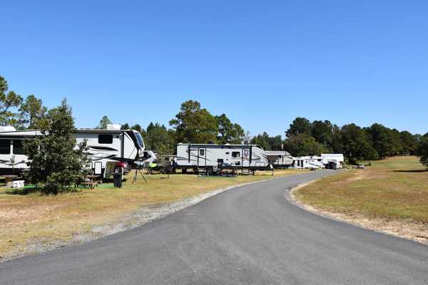 Standard FHU P/T | Wanee Lake | Outdoor Adventure Retreats